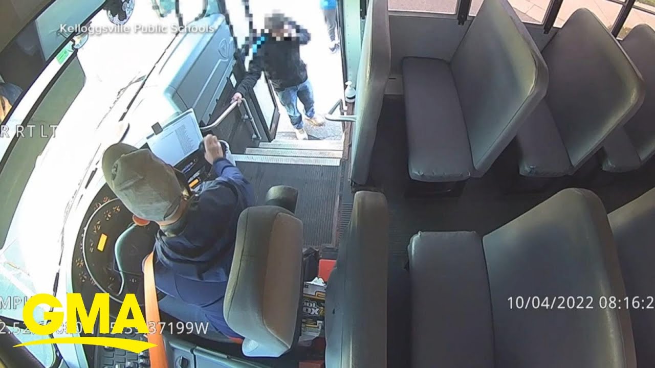 2022-10-10 校巴司機及時伸出援手被稱英雄 – KMRB AM1430 粵語廣播電臺